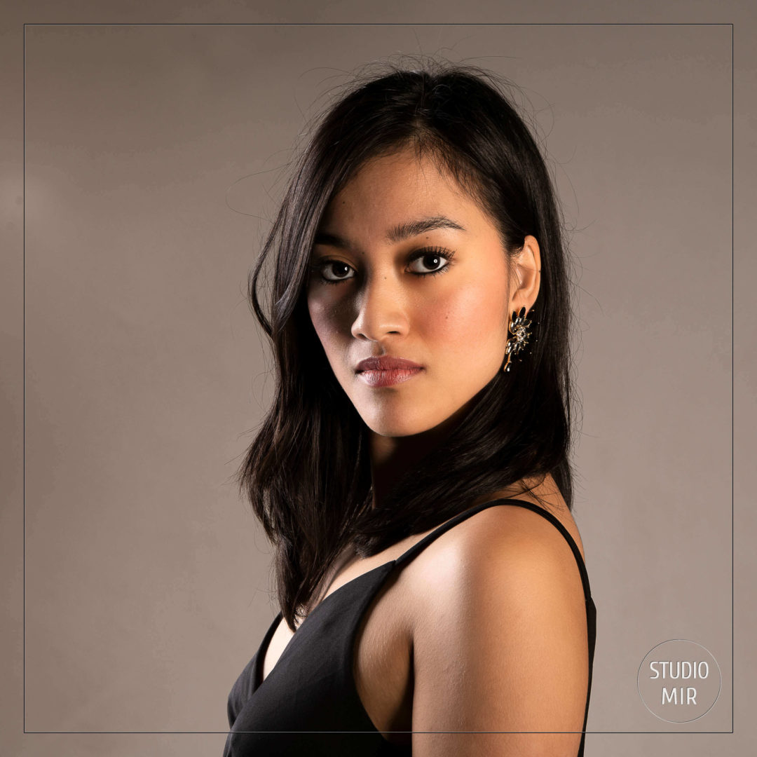 Shooting Modèle en studio dans le Val de Marne - Studio Mir : Studio ...