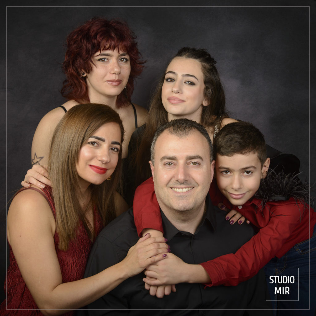 Immortalisez vos plus beaux moments en famille avec Studio Mir - Studio Mir : Studio photo ...
