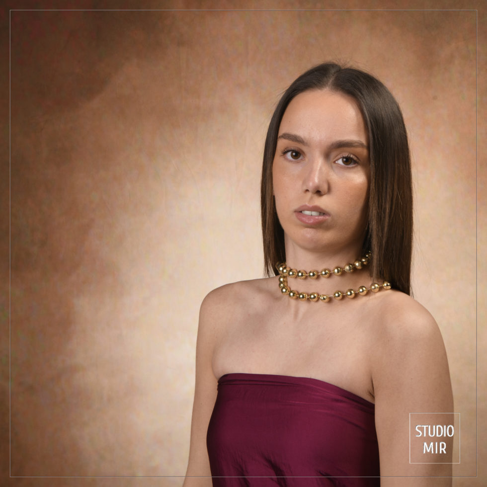 Un shooting photo pour fêter ses 18 ans en beauté - Studio Mir : Studio photo professionnel ...