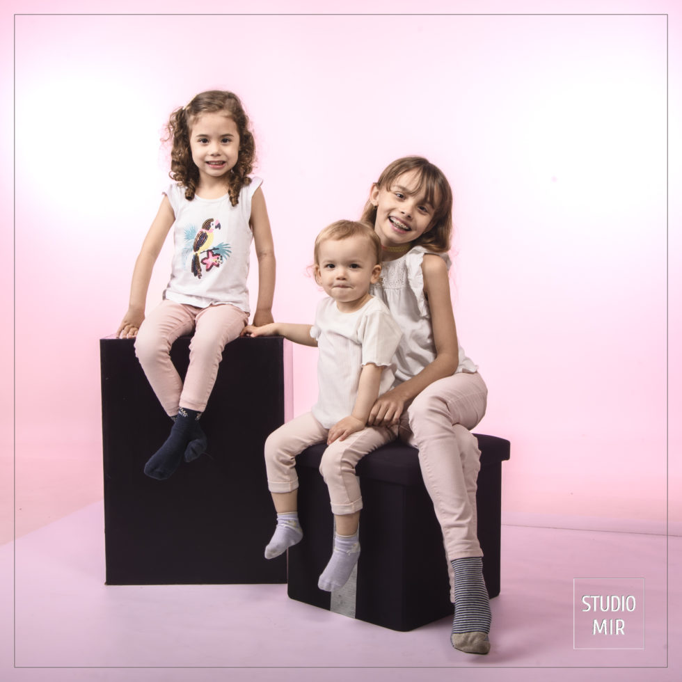 Shooting photos en famille pour des souvenirs à vie - Studio Mir : Studio photo professionnel ...